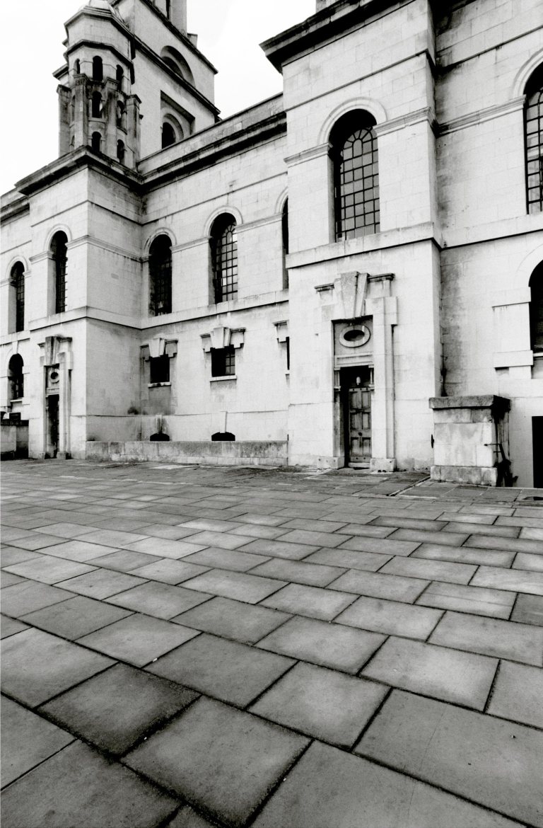 Pavements | The London Column